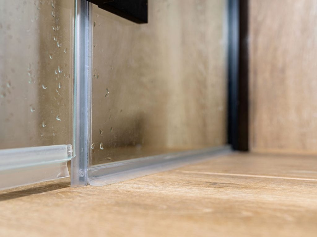 How To Fix A Leaking Shower | DIY Leaking Shower tips